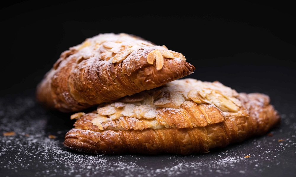 La ricetta dei cornetti farciti con la Crema di Ricotta Arata